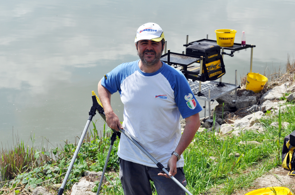 PROVINCIALE COLPO: OSTIGLIA CON LUCI ED OMBRE MA BIANCOLI BRILLA ...